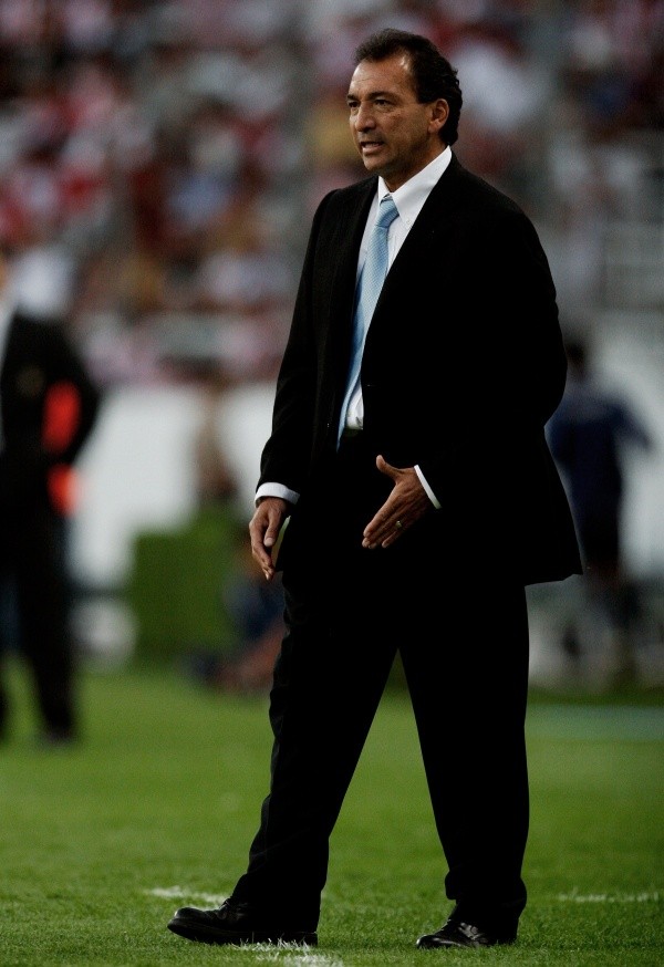 América sondea a tres Técnicos para reemplazar a Miguel Herrera ...